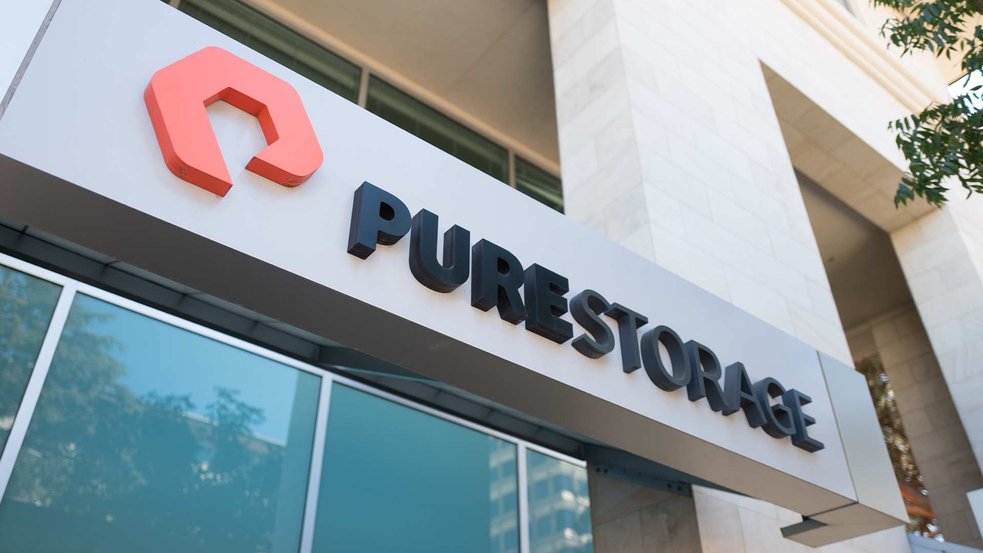 Pure Storage | Prodatix Strategic Partner | Data Storage Solutions